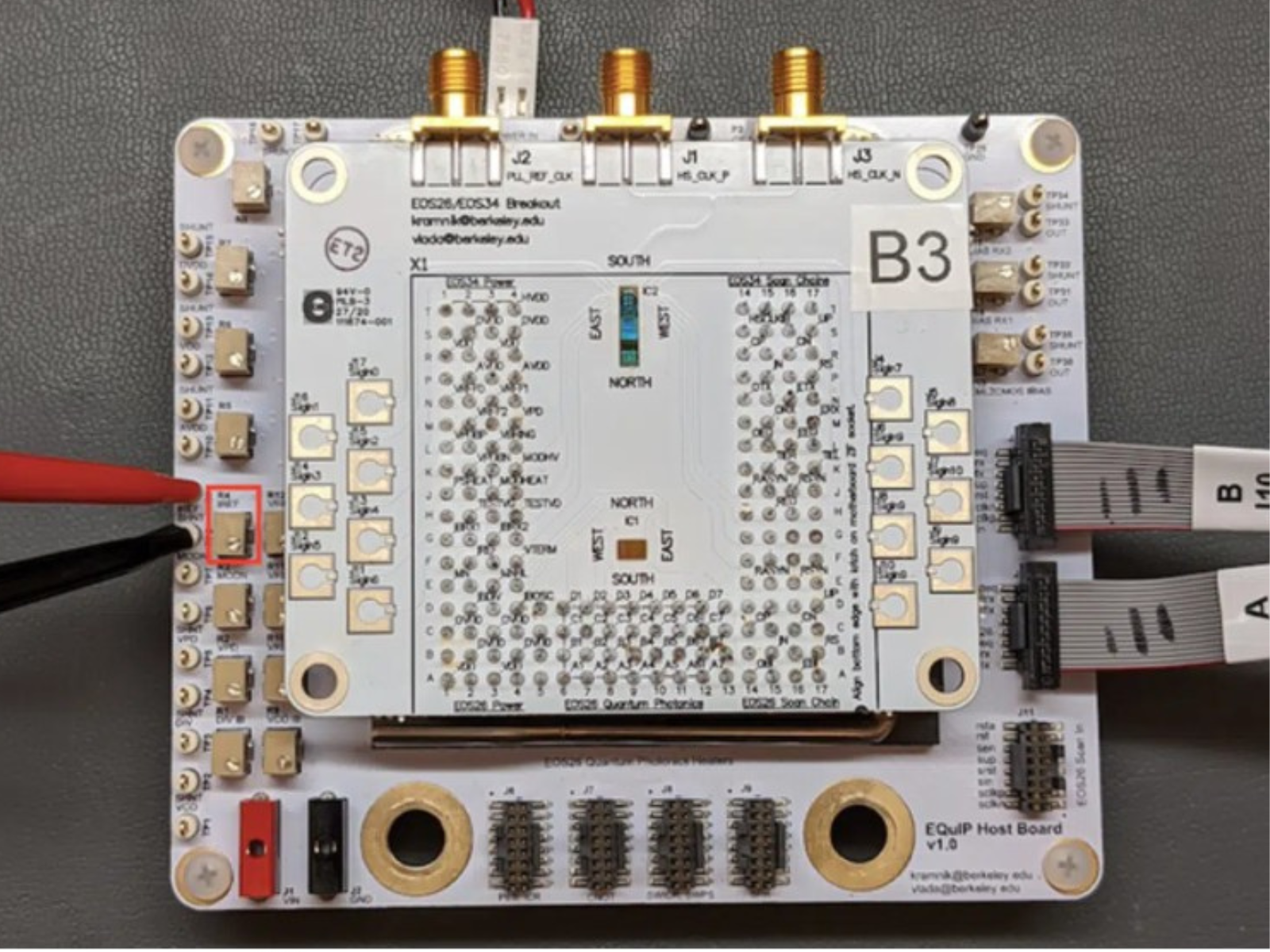 Forscher entwickeln ersten Chip, der Elektronik, Photonik und Quantenlicht kombiniert - micro ...